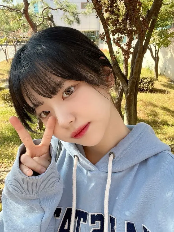 갈수록 귀여워지는 QWER 멤버 - 유저방송 - 엠봉