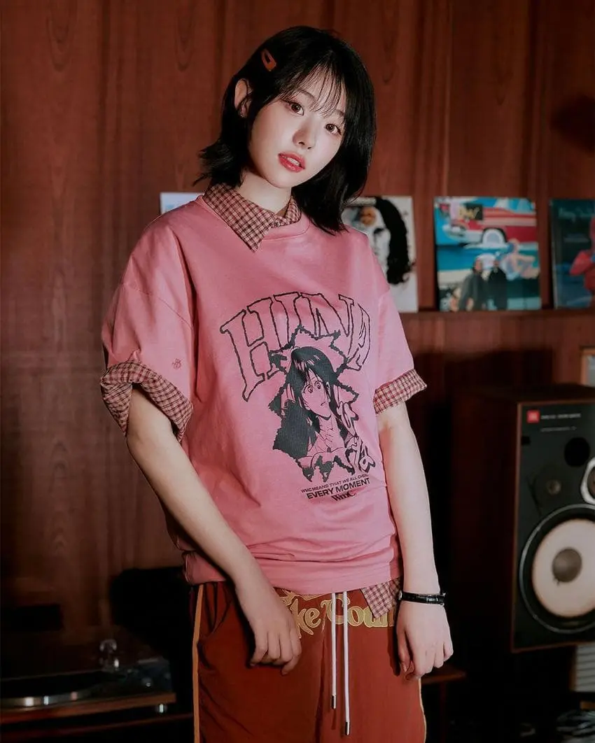 무신사 WMC x QWER 히나(냥뇽녕냥) 콜라보 화보 - 유저방송 - 엠봉